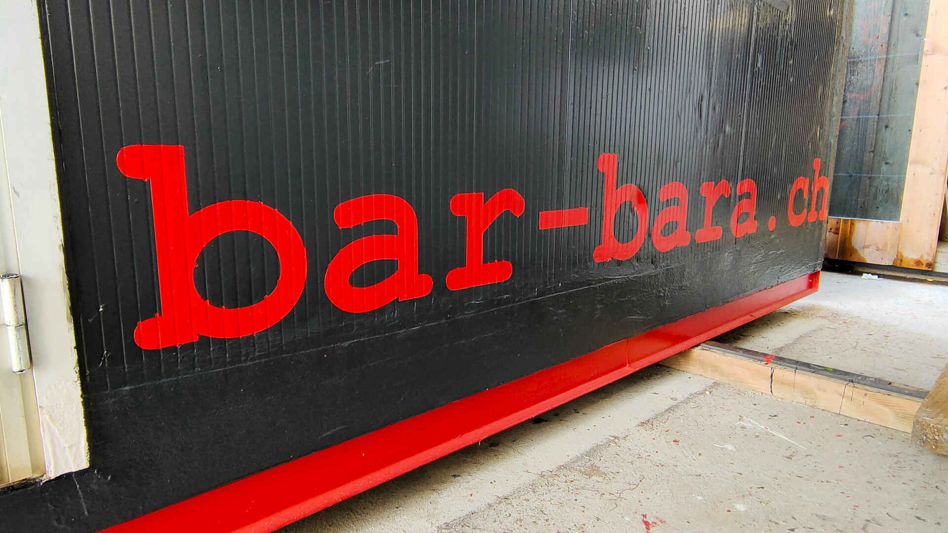 Wer ist Bar-bara? - bar-bara.ch - ... am Bach!
